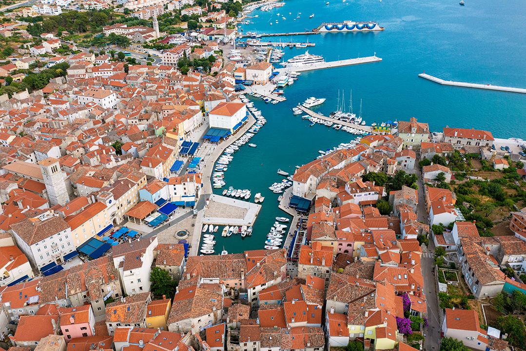 Cres town - Explore Croatia